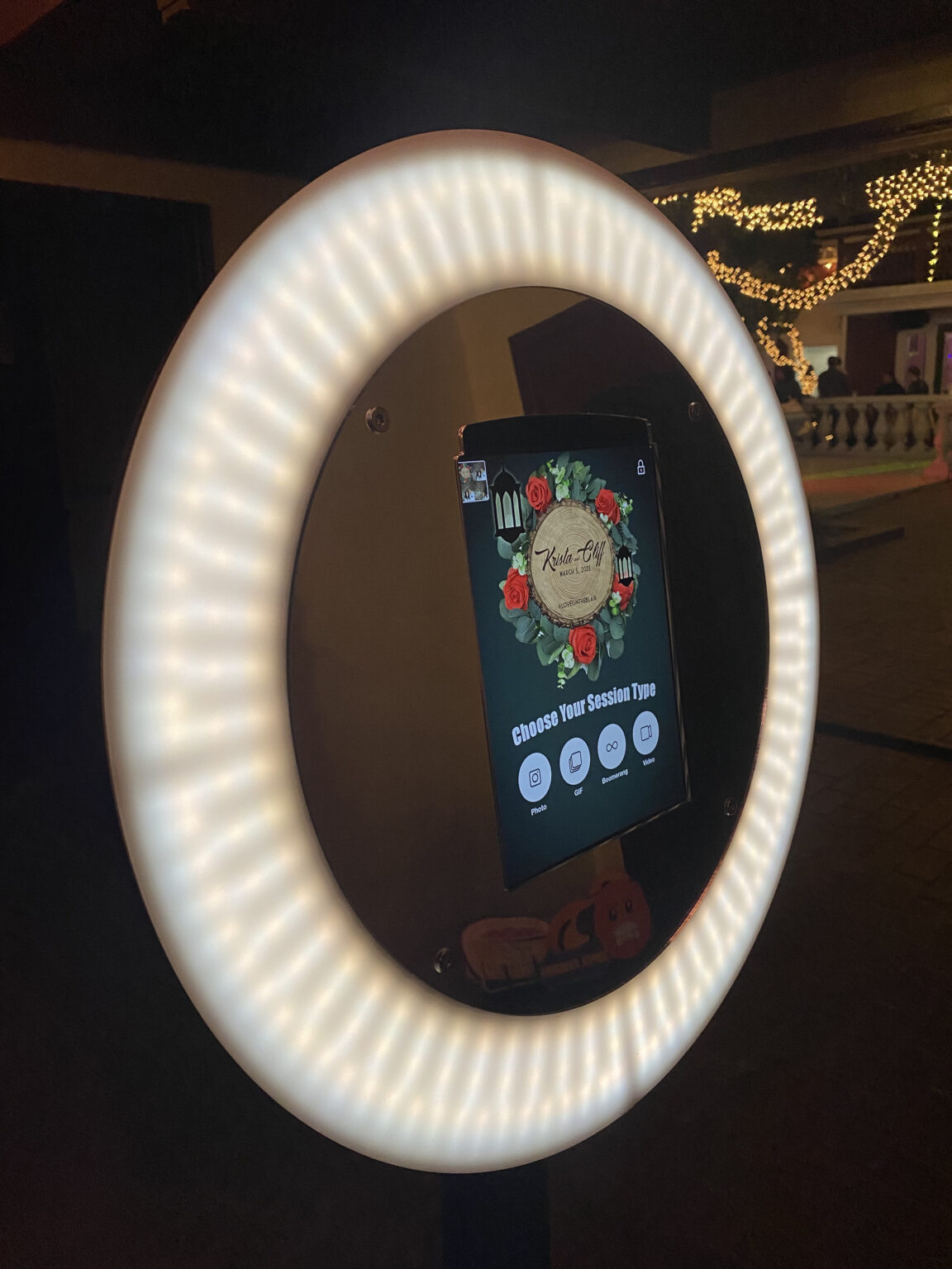 Selfie Booth – Sparkling City Photo Booth